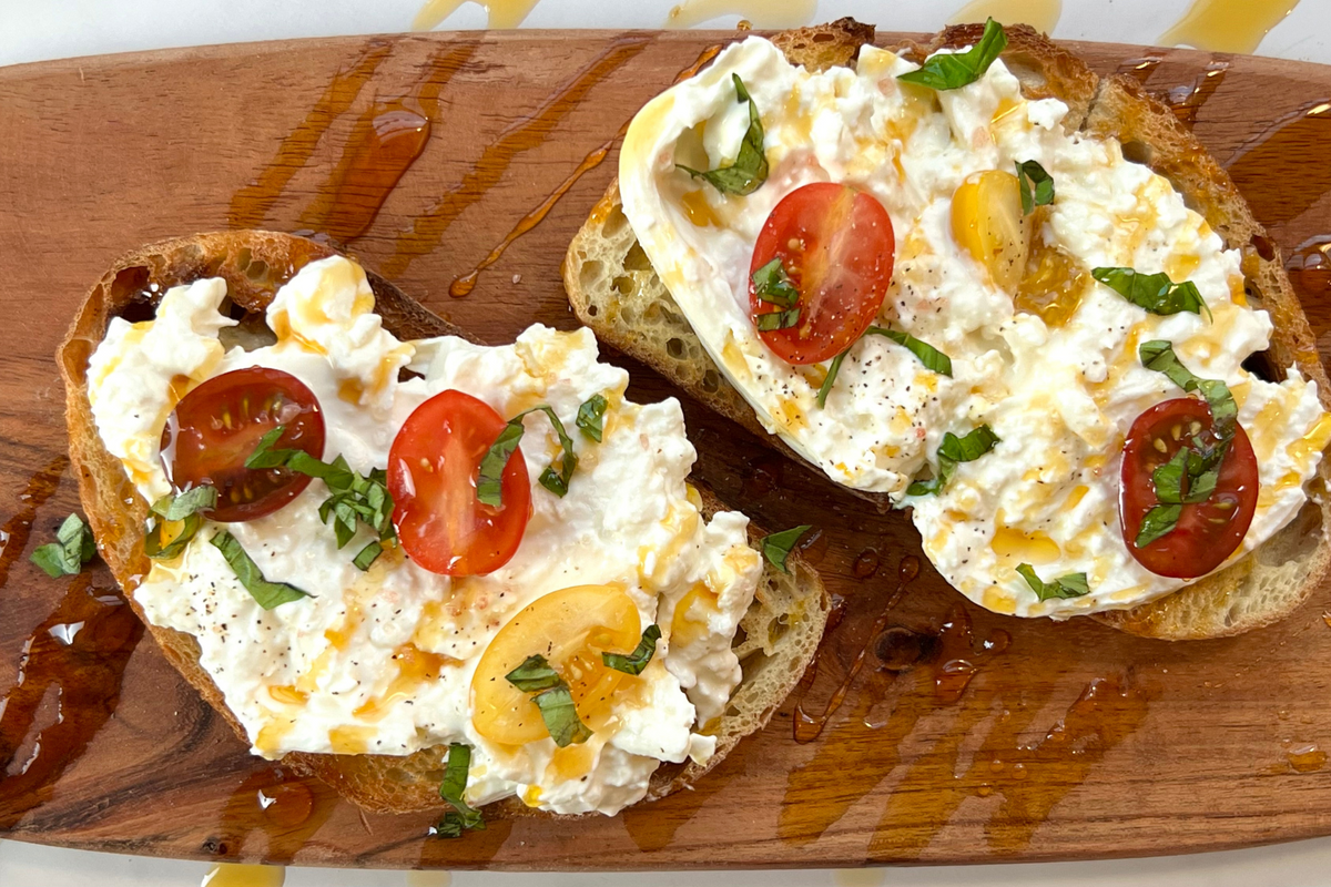 Spicy Burrata Toast – Kosterina
